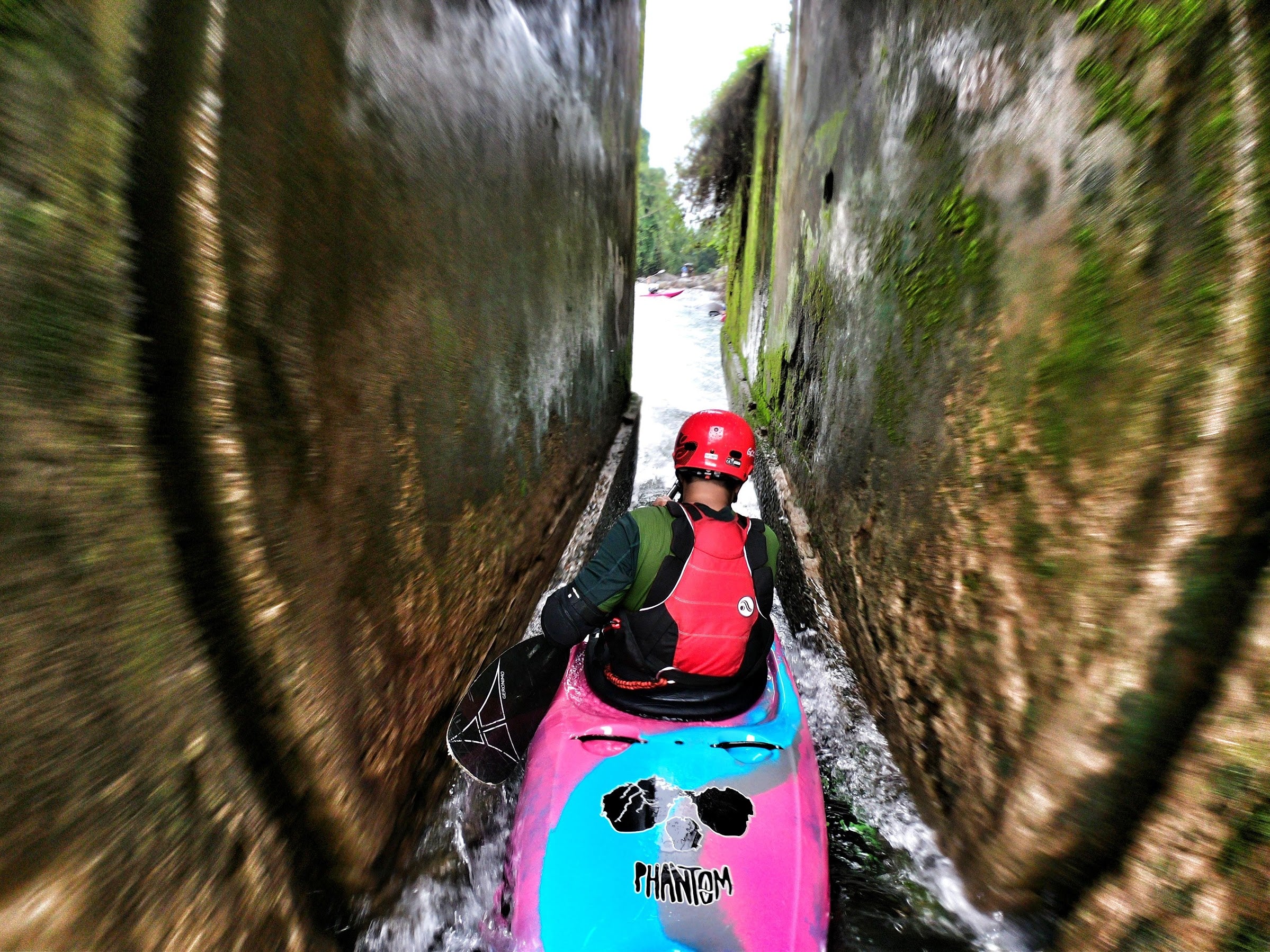 Personal Floatation Devices – Goodwave Adventures